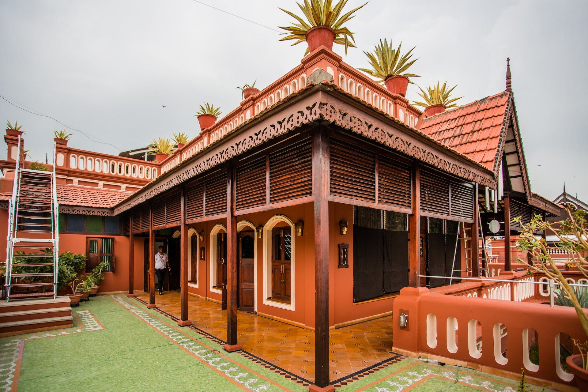 Agashiye Take Away: A Unique Culinary Experience - The House of MG